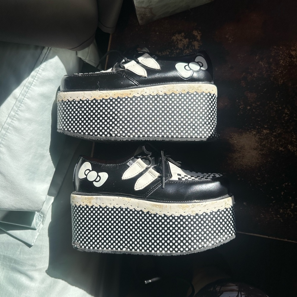 Hello Kitty Tuk Black And White Platform Shoes 6 - Gem